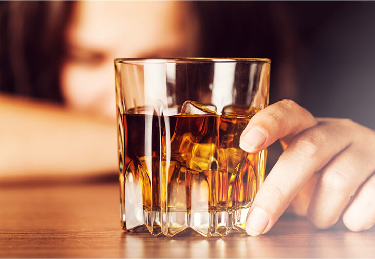Blagdani su: kako alkohol utječe na endokrini sustav?